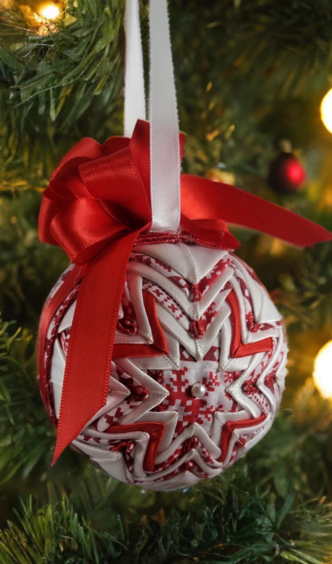 Red and White Satin Quilted Ribbon Ornament Gift Box Incl - Etsy