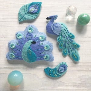 Felt Peacocks and Feathers PDF Pattern Download, SVG File, Mini Plush ...