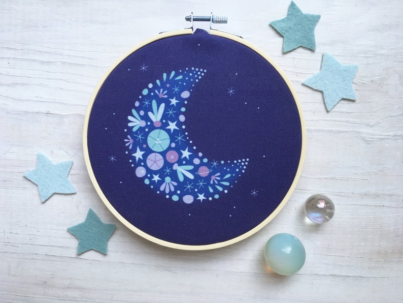 Floral Crescent Moon Hand Embroidery Sampler, DIY Sampler, Celestial ...