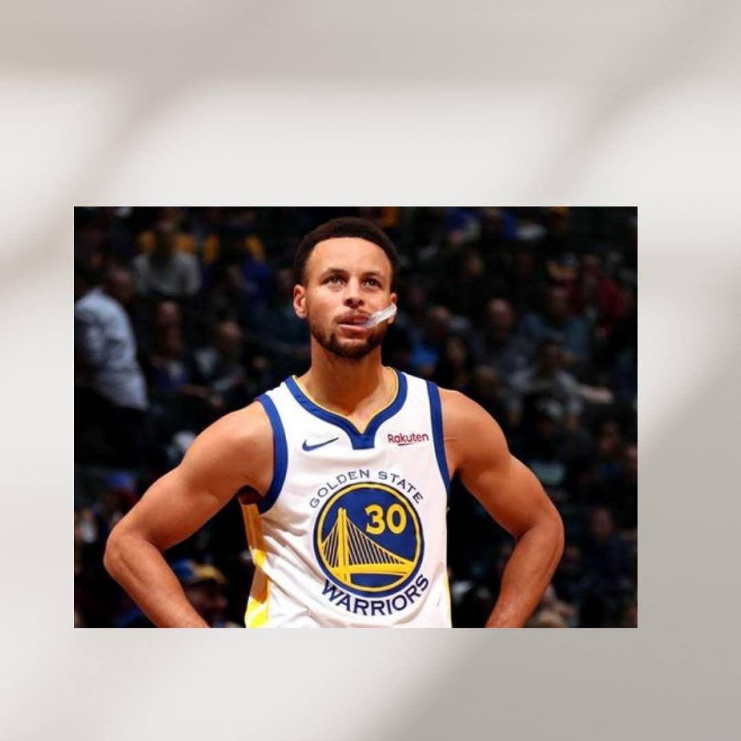 Stephen Curry Iconıc Pose Canvas Wall Art, Stephen Curry Basketball ...