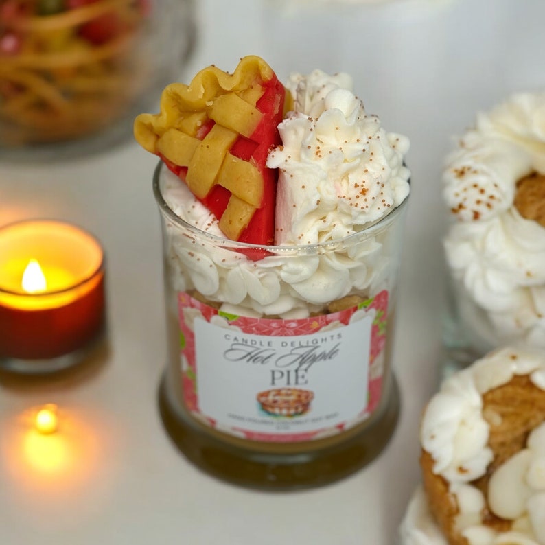 Deliciously Cozy Apple Pie Candle | Unique Handcrafted Gift for Moms - Etsy