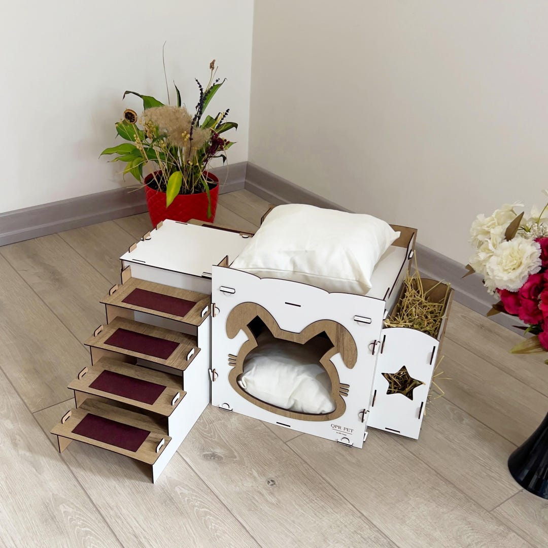 Wooden Modern Rabbit House , Wooden Pet Castle for Multiple Rabbits ...