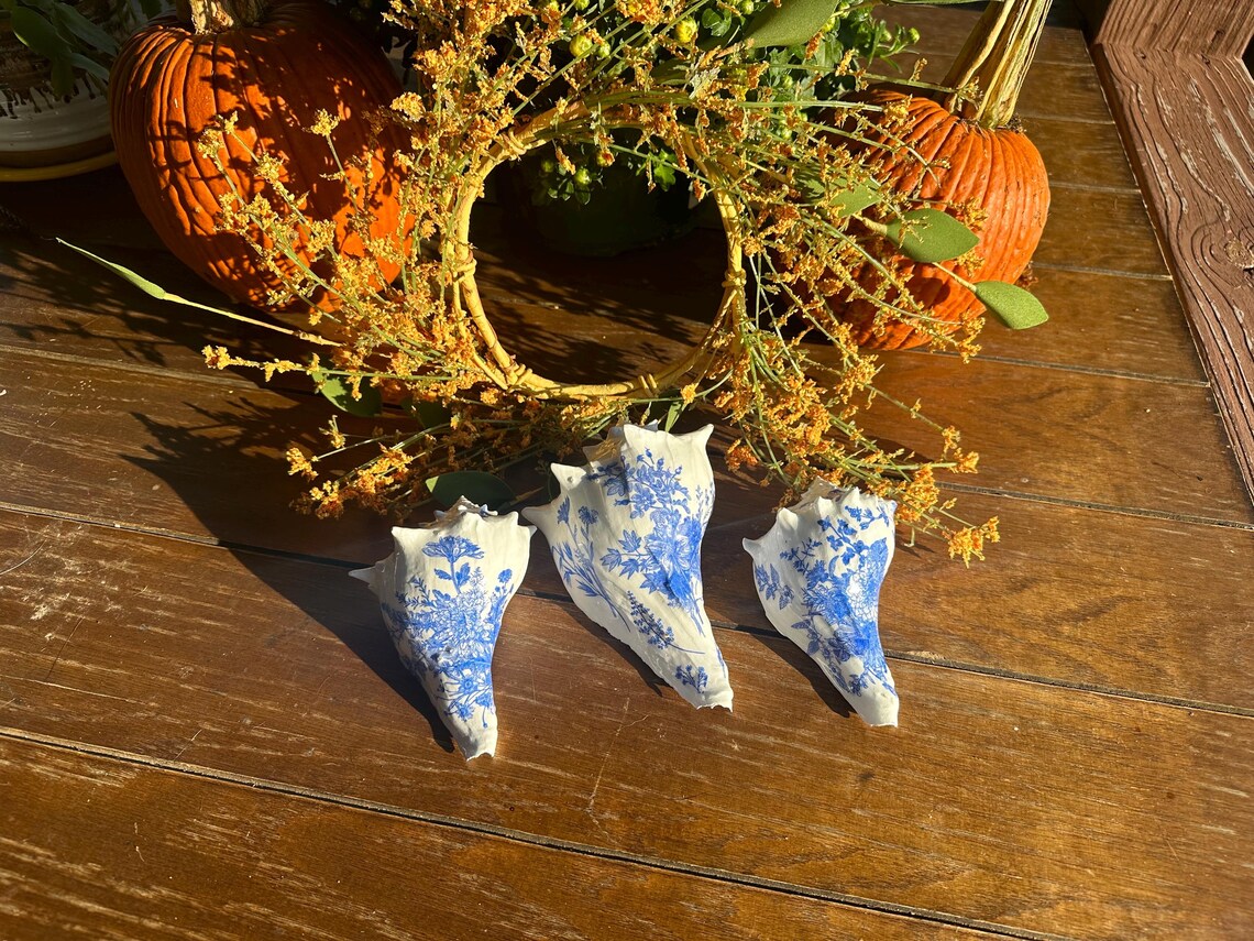Decoupaged and Resined Whelk Shells - Etsy