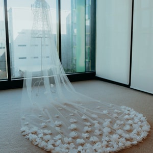 3D Flower Veil, Floral Veil, Cathedral Wedding Veil, 3D Flowered Veil ...