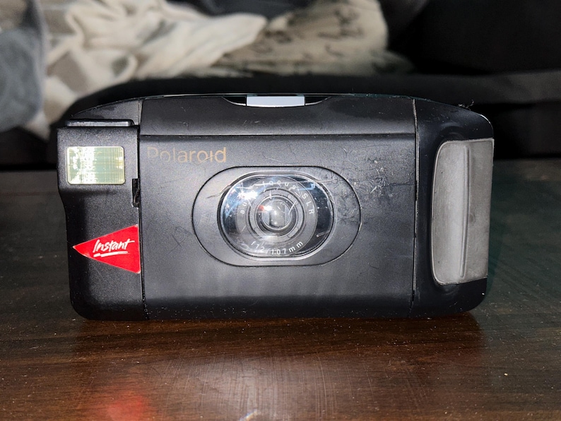 Vintage Polaroid Captiva SLR Instant Camera - Fully Functional With ...