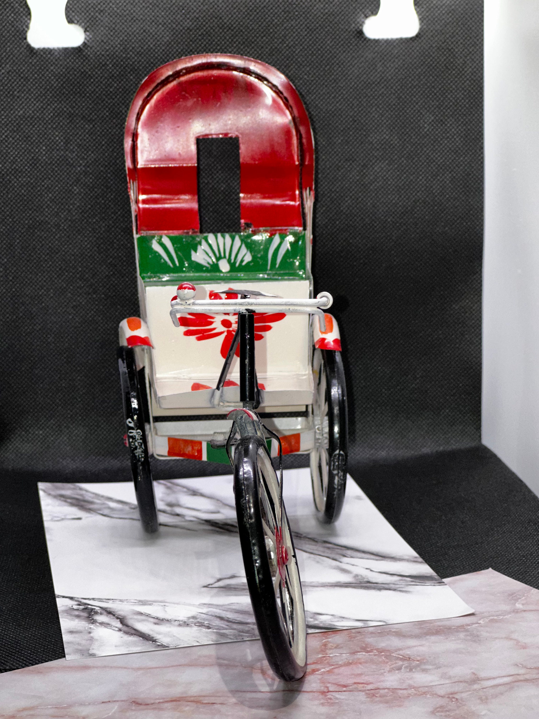 Cycle Rickshaw Metal Decor, Hand‑painted Bangladesh Rickshaw Art ...
