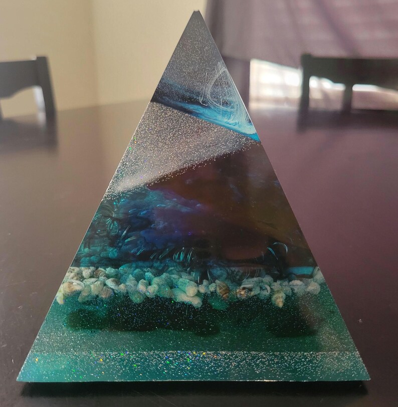 Lighted Pyramid - Etsy