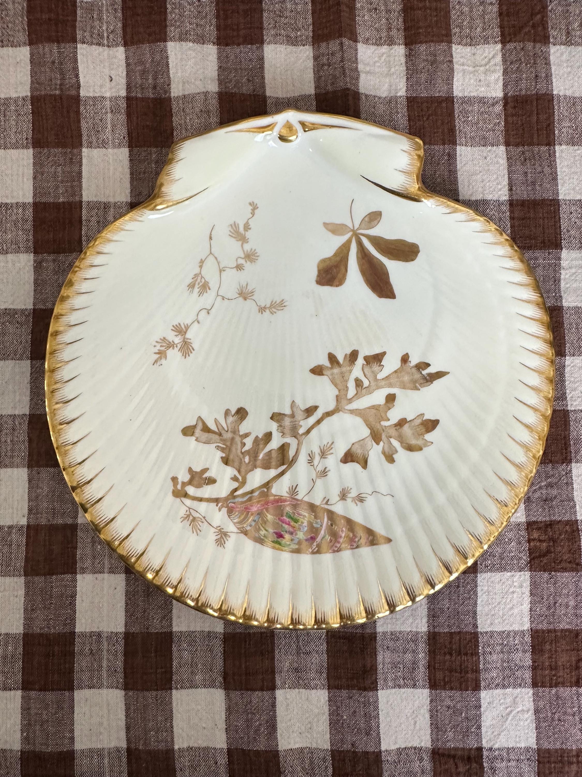 Rare 1880s Vintage Wedgwood Plates in the Gold Nautilus Pattern. Set of ...