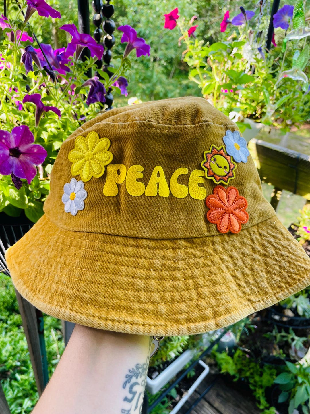 BUCKET HAT - Denim Cotton Bucket Hat - Cute Medium Sized With Puffy ...