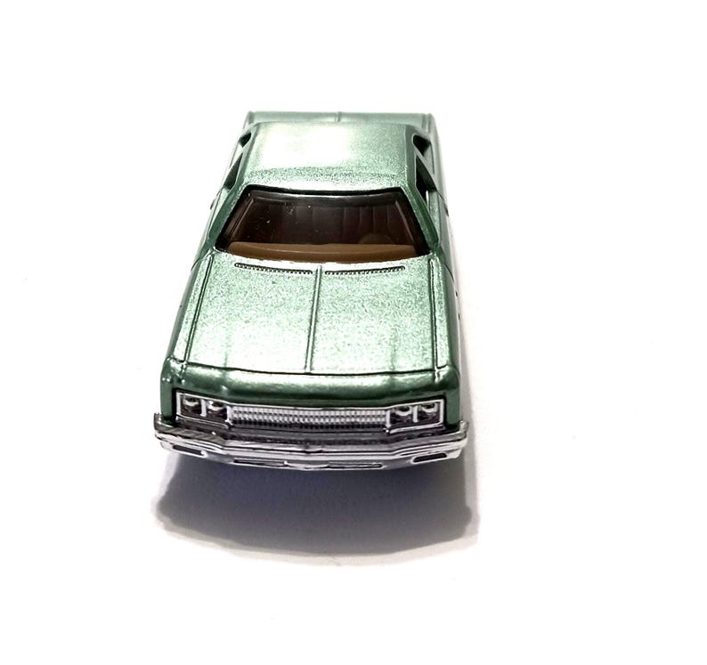 Matchbox 2025 75 Chevy Caprice Metallic Green MBX Road Cruisers II ...