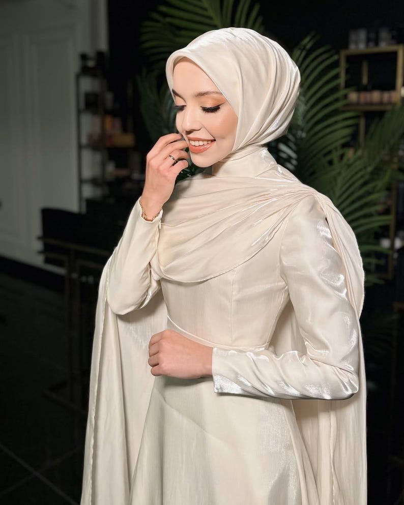 Boho Style, Shawl Detail Muslim Wedding Dress - Simple and Elegant ...