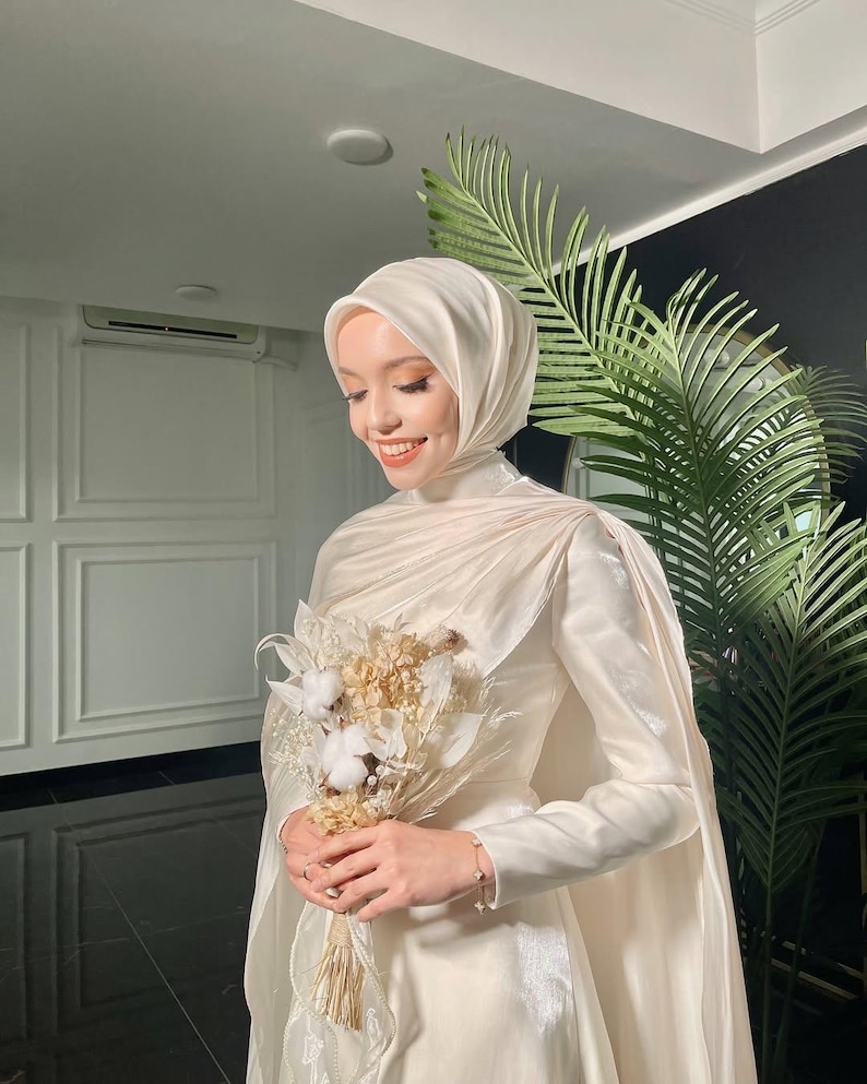Boho Style, Shawl Detail Muslim Wedding Dress - Simple and Elegant ...