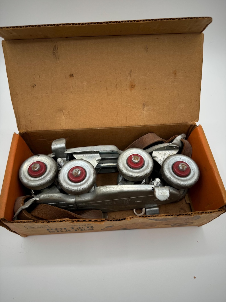 Vintage Sears Adjustable Metal Roller Skates Retro 1960s/1970s Display ...