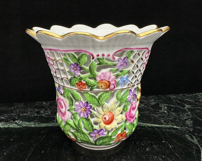Herend Hand Painted Floral Reticulated Pierced Giftware Vase 6420 4.75 ...
