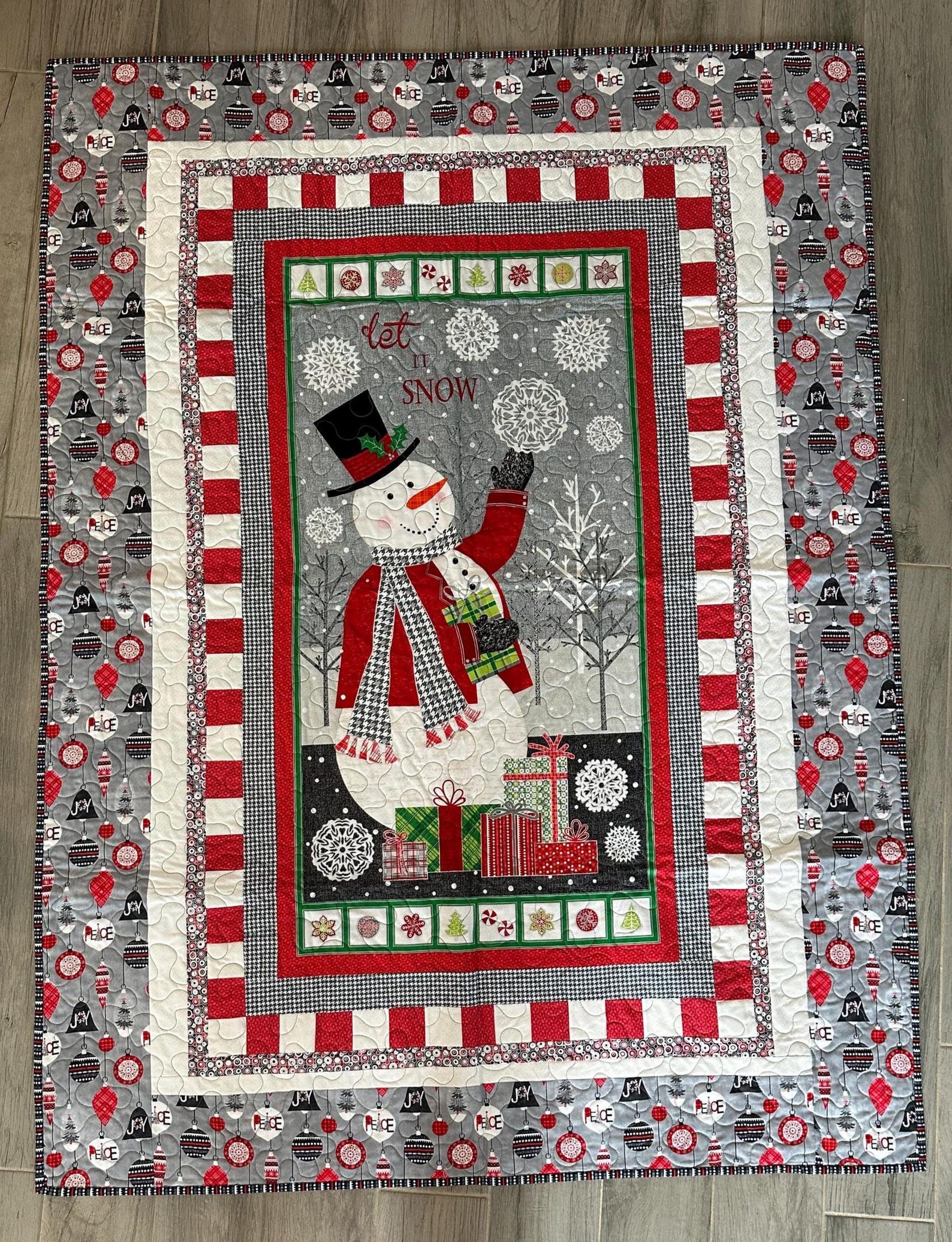 Let It Snow Christmas Snowman Quilt - Etsy