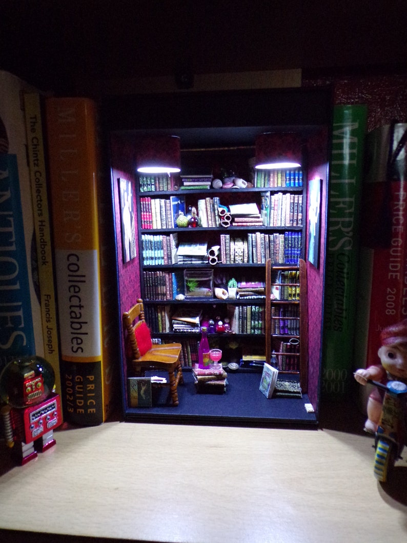 Miniature Library Book Nook: Upcycled Book Diorama With LED Lights - Etsy