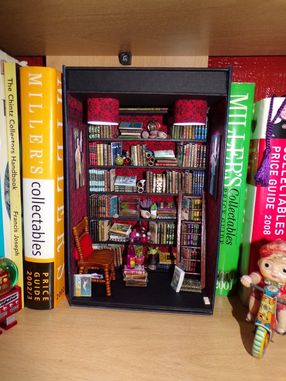 Book Nook Box Room Diorama, Miniature Library Room, Book Lover, Heaps ...