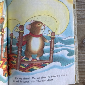 Theodore Mouse Goes to Sea * A Little Golden Book * Michaela Muntean ...