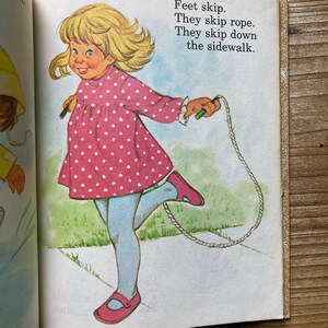 Busy Feet * A Happy Day Book * Elizabeth Elaine Watson * Kathryn Hutton ...