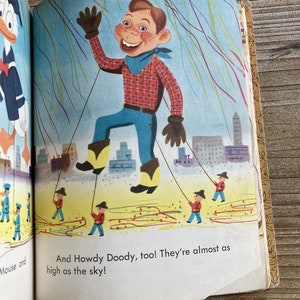 Here Comes the Parade * Little Golden Book * First Edition * Kathryn ...