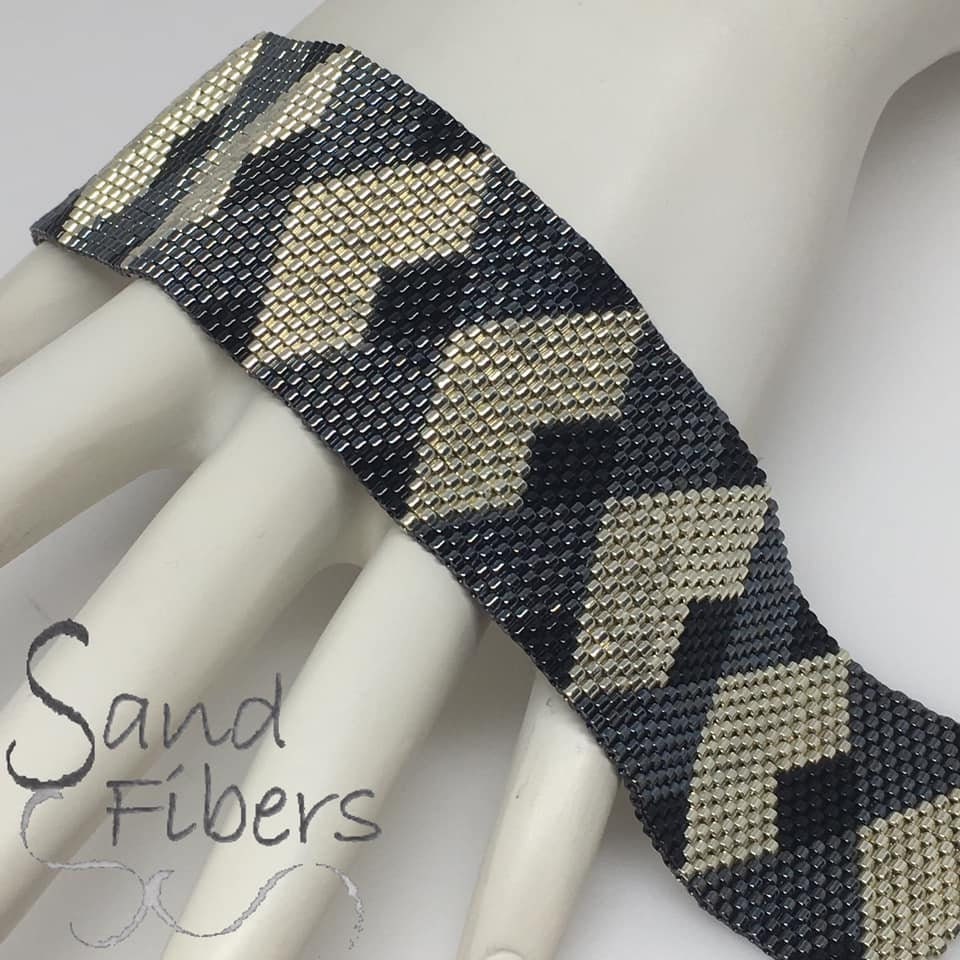 Peyote Pattern Narrow Diamond Play Peyote Cuff / Bracelet | Etsy