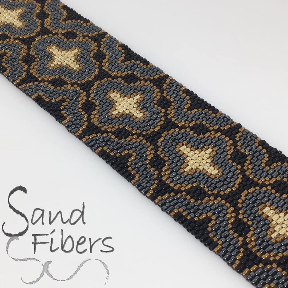 Peyote Pattern - Amber's Grid Peyote Cuff / Bracelet - A Sand Fibers ...