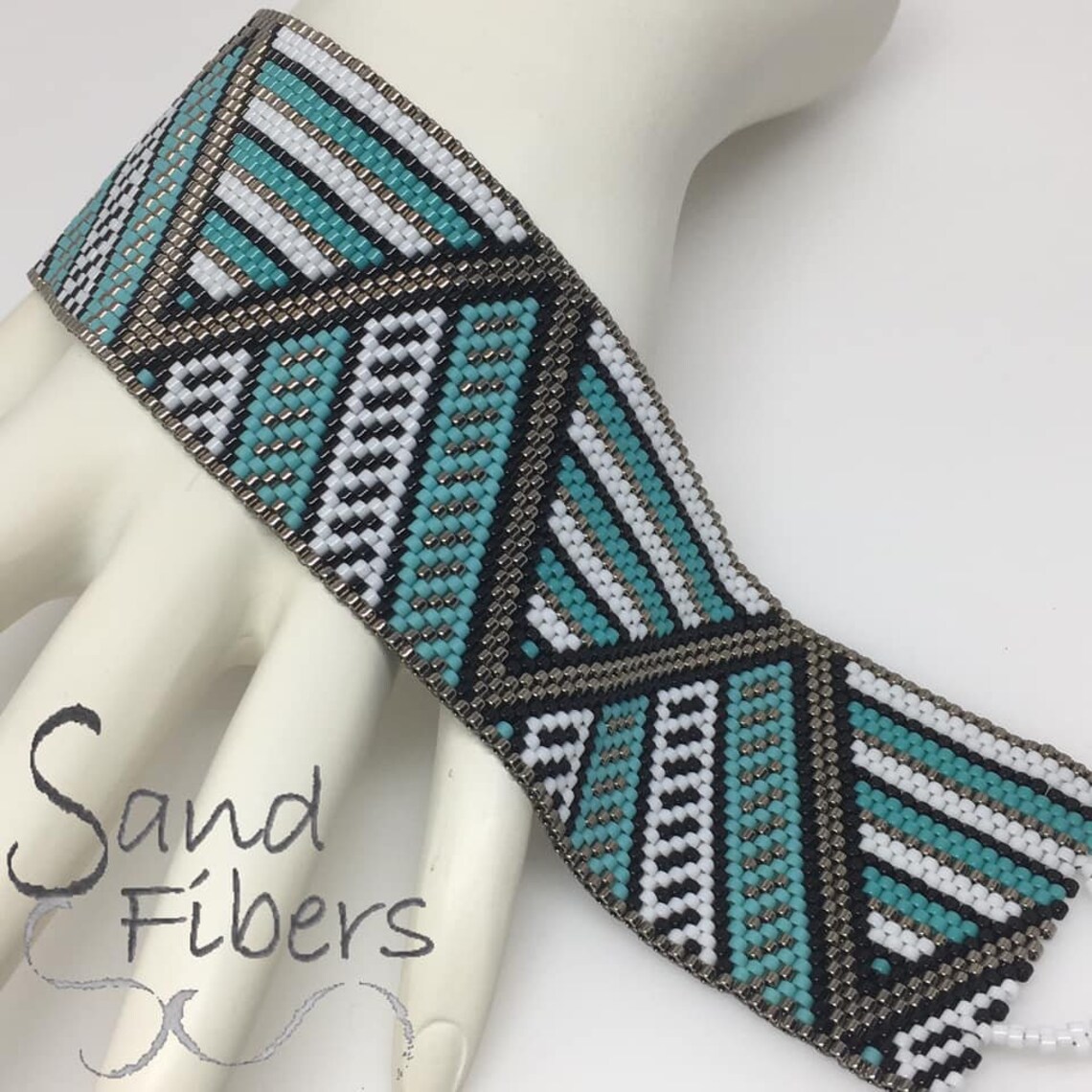 Peyote Pattern - Divisions Two Peyote Cuff / Bracelet - A Sand Fibers ...