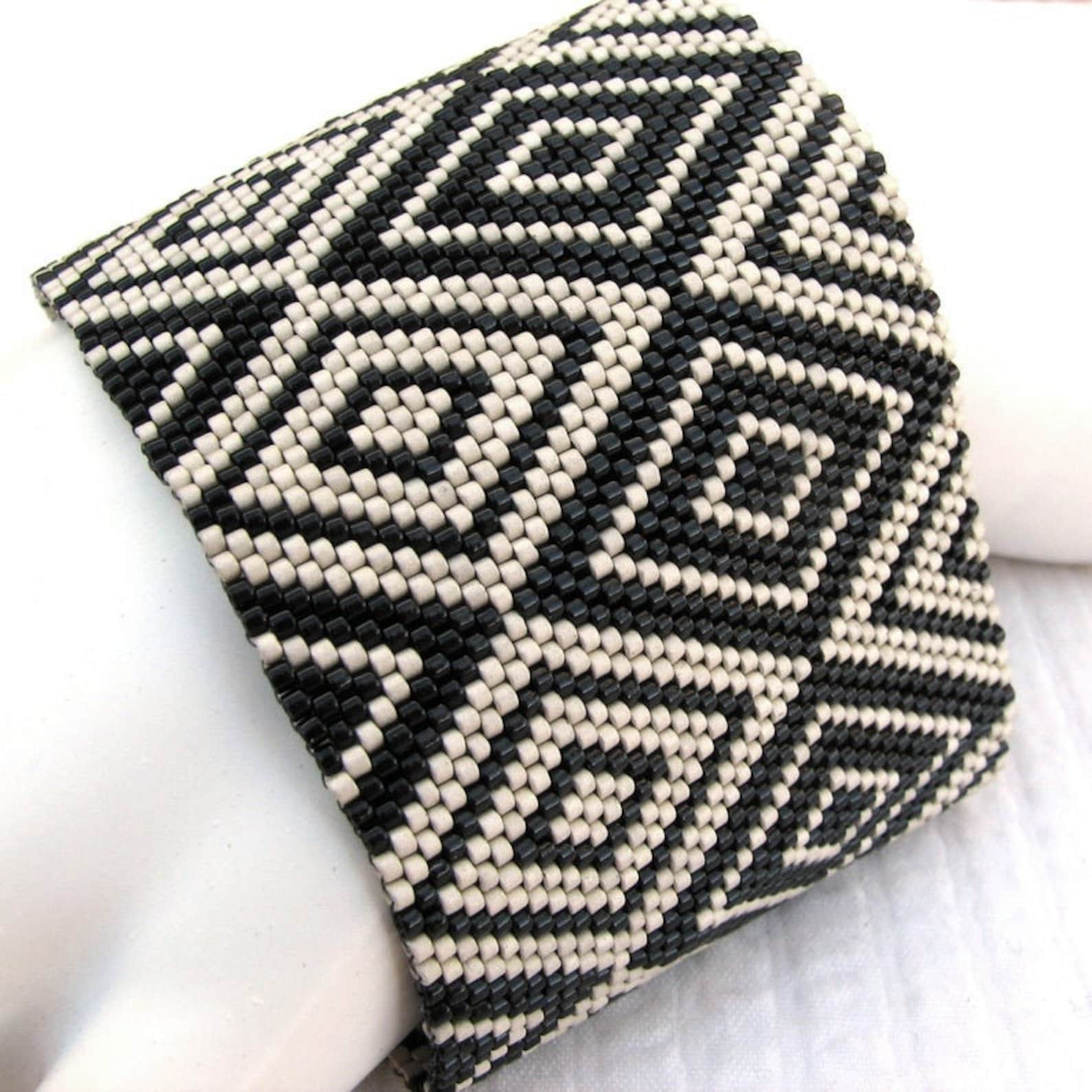 Peyote Pattern Cubism Diamonds Peyote Cuff / Bracelet A | Etsy