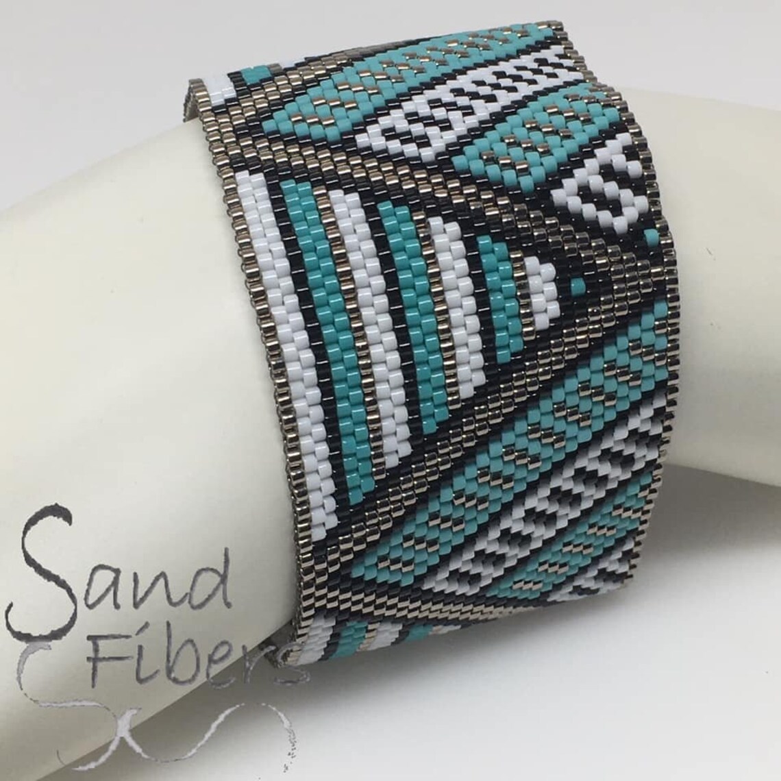 Peyote Pattern - Divisions Two Peyote Cuff / Bracelet - A Sand Fibers ...