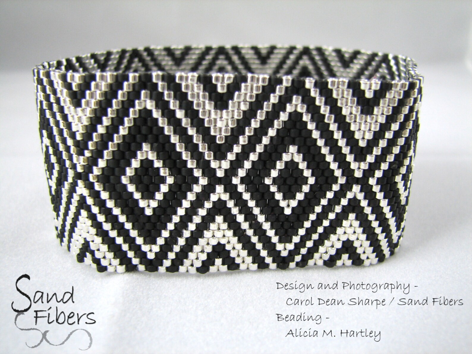 Peyote Pattern Narrow Cubism Diamonds Peyote Cuff / Bracelet - Etsy