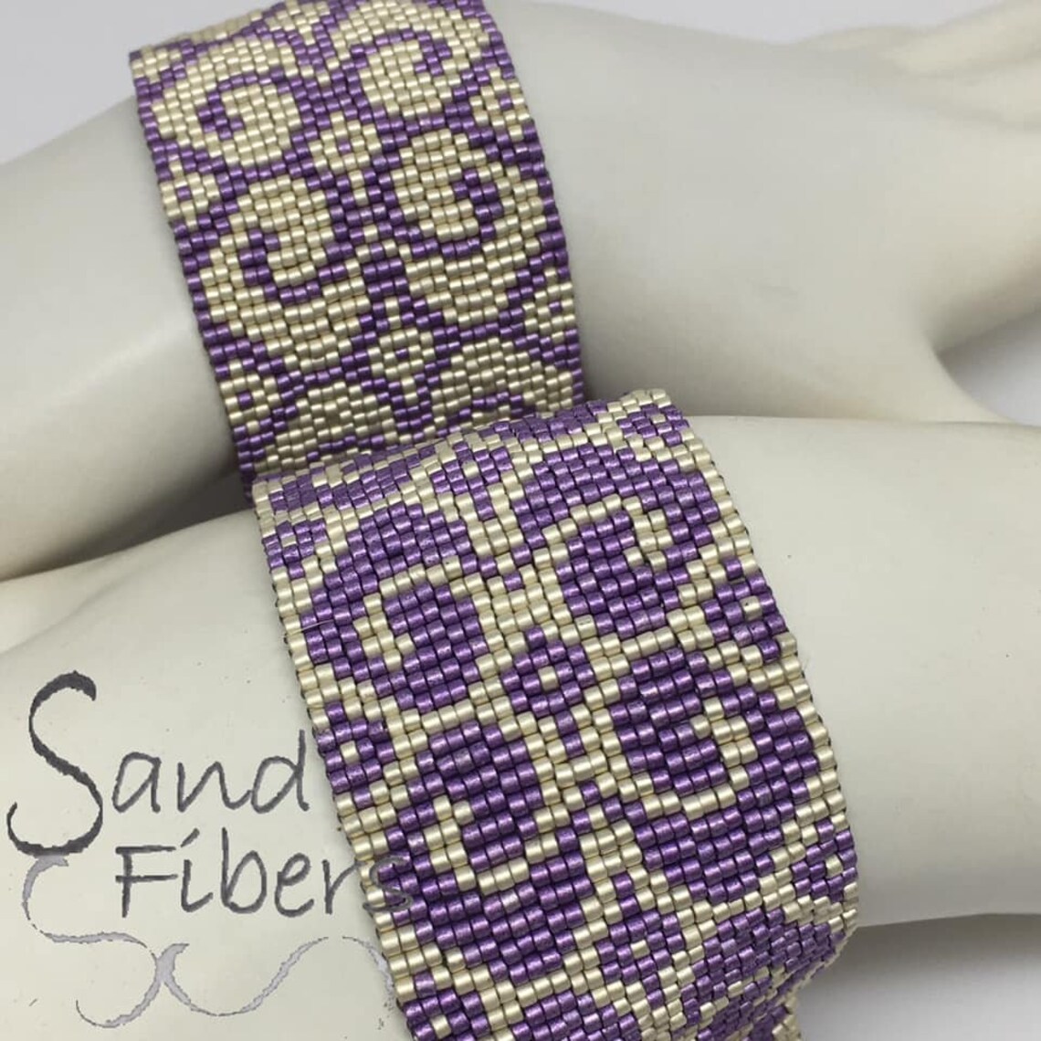 Peyote Pattern - Butterfly Scrolls Dark and Light Peyote Cuff ...