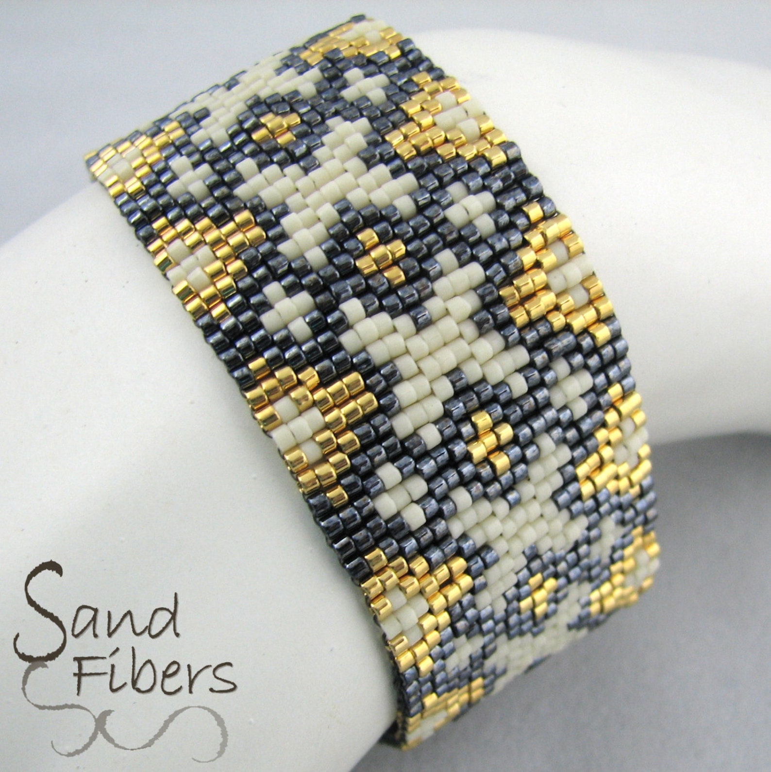 Peyote Pattern Crossed Diamonds Mosaic Peyote Cuff / - Etsy