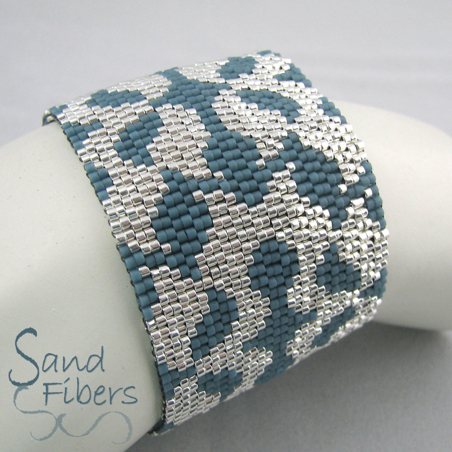 Peyote Pattern - Anne's Brocade Peyote Cuff / Bracelet - A Sand Fibers ...
