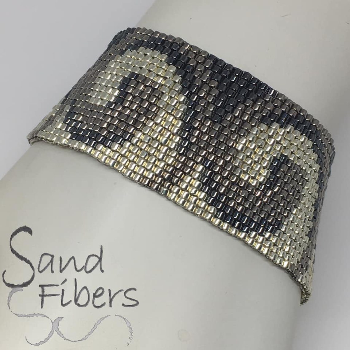 Peyote Pattern Narrow Dramatic Scrolls Peyote Cuff / - Etsy