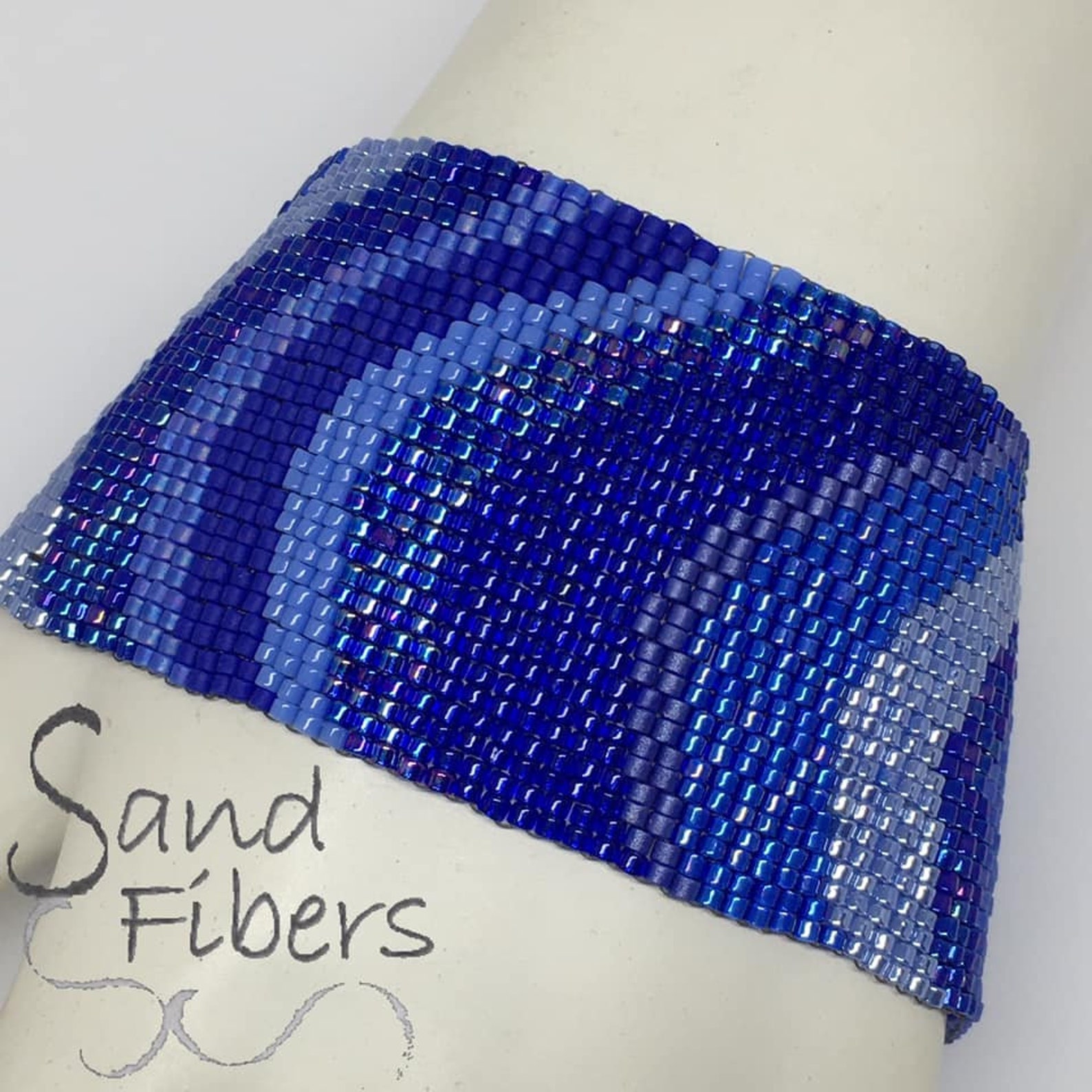 Peyote Pattern Color Study in Blues Peyote Cuff / Bracelet - Etsy