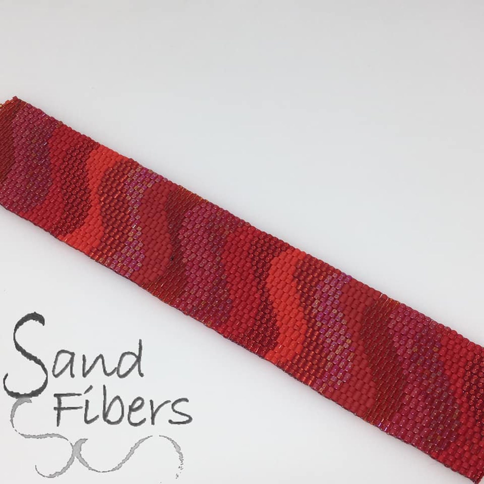 Peyote Pattern Rhythmic Color Study in Reds Peyote Cuff / | Etsy