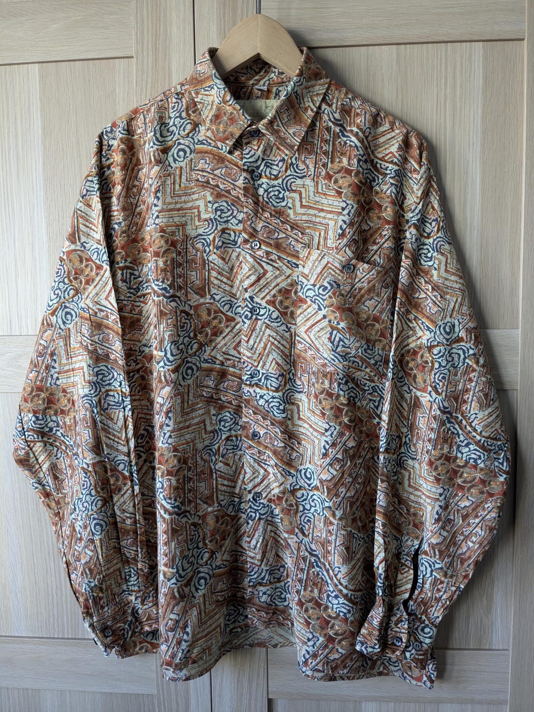 70s Button-down Shirt With Hippie Pattern 000165 - Etsy