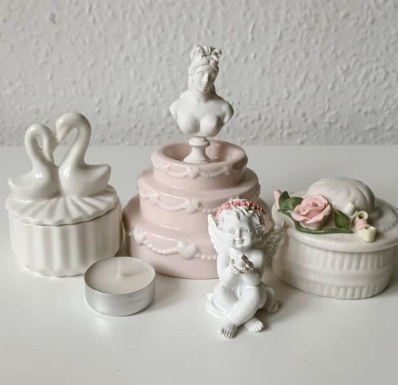 Vintage Coquette Mystery Box • Girly Trinket & Accessories • Pink and ...