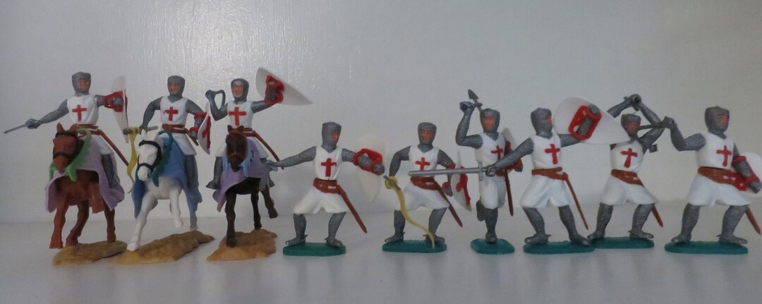 Vintage Toy Soldiers Britains Timpo Toy Soldiers Crusaders - Etsy