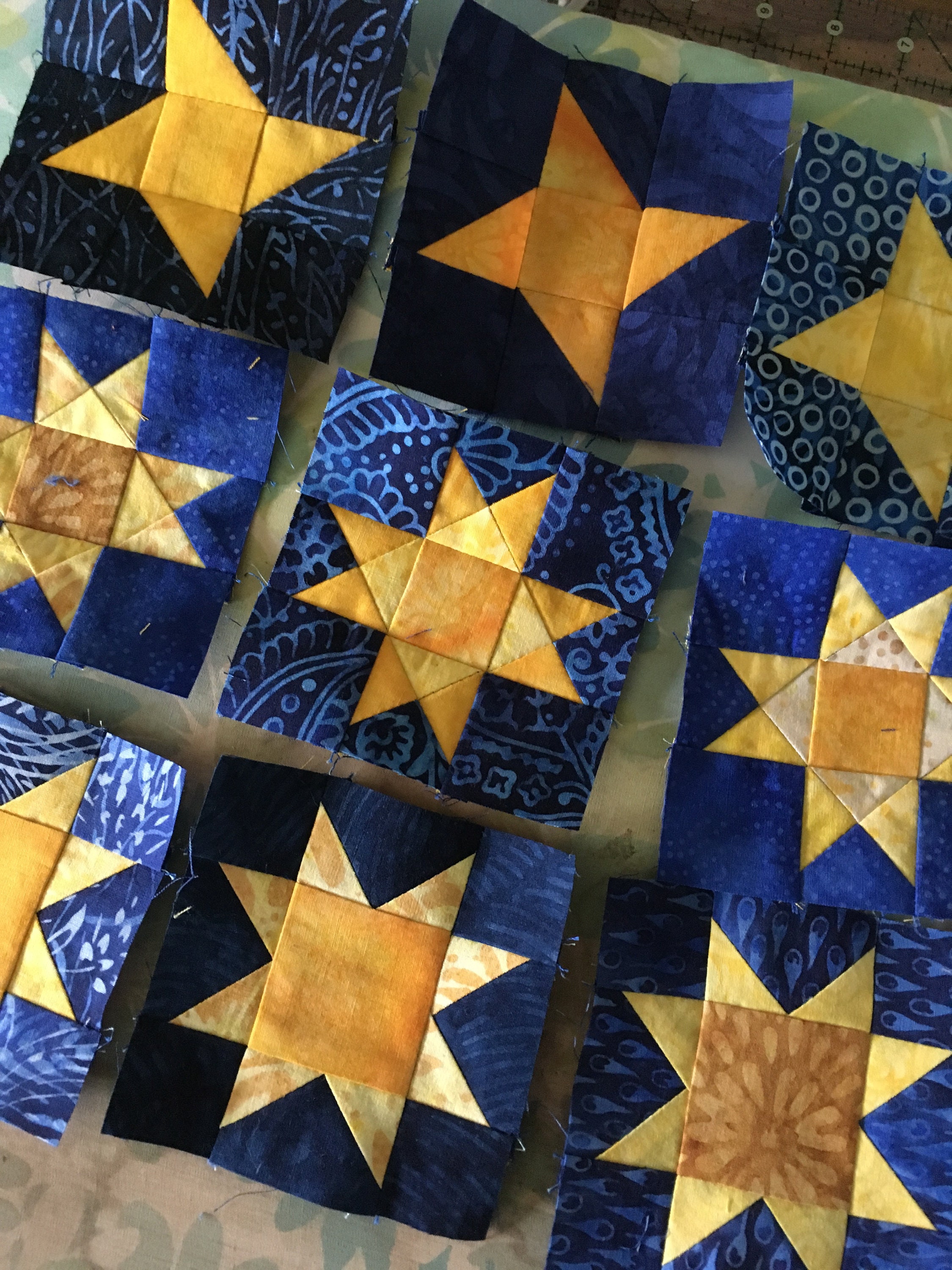 Under the Stars Mini Runner or Wall Hanging PDF Quilt Pattern - Etsy