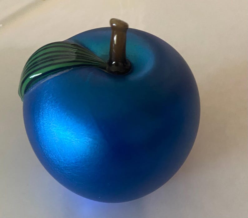 Orient & Flume Apple - Hand Blown Art Glass Paperweight - Vintage - Etsy