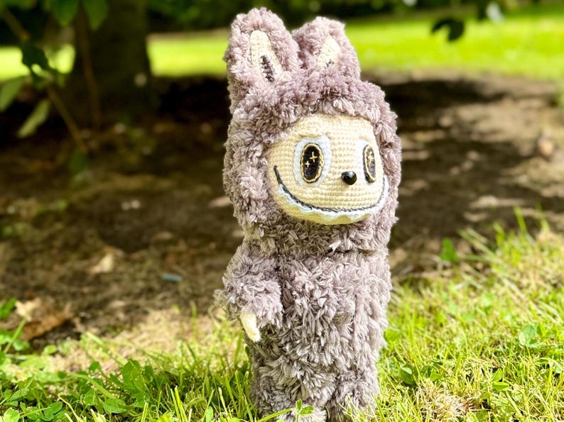 CROCHET LABUBU PATTERN: Labubu - the Monster in English, Vietnamese ...