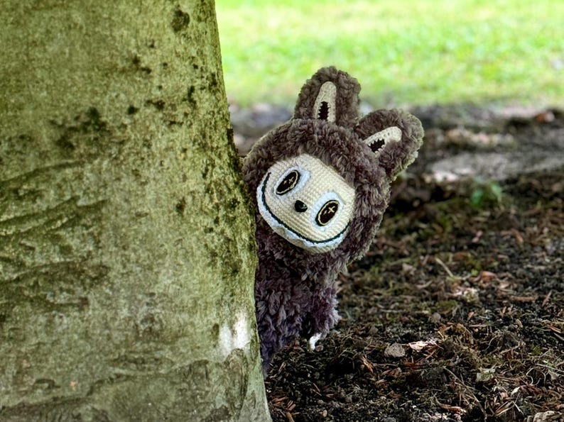 CROCHET LABUBU PATTERN: Labubu - the Monster in English, Vietnamese ...