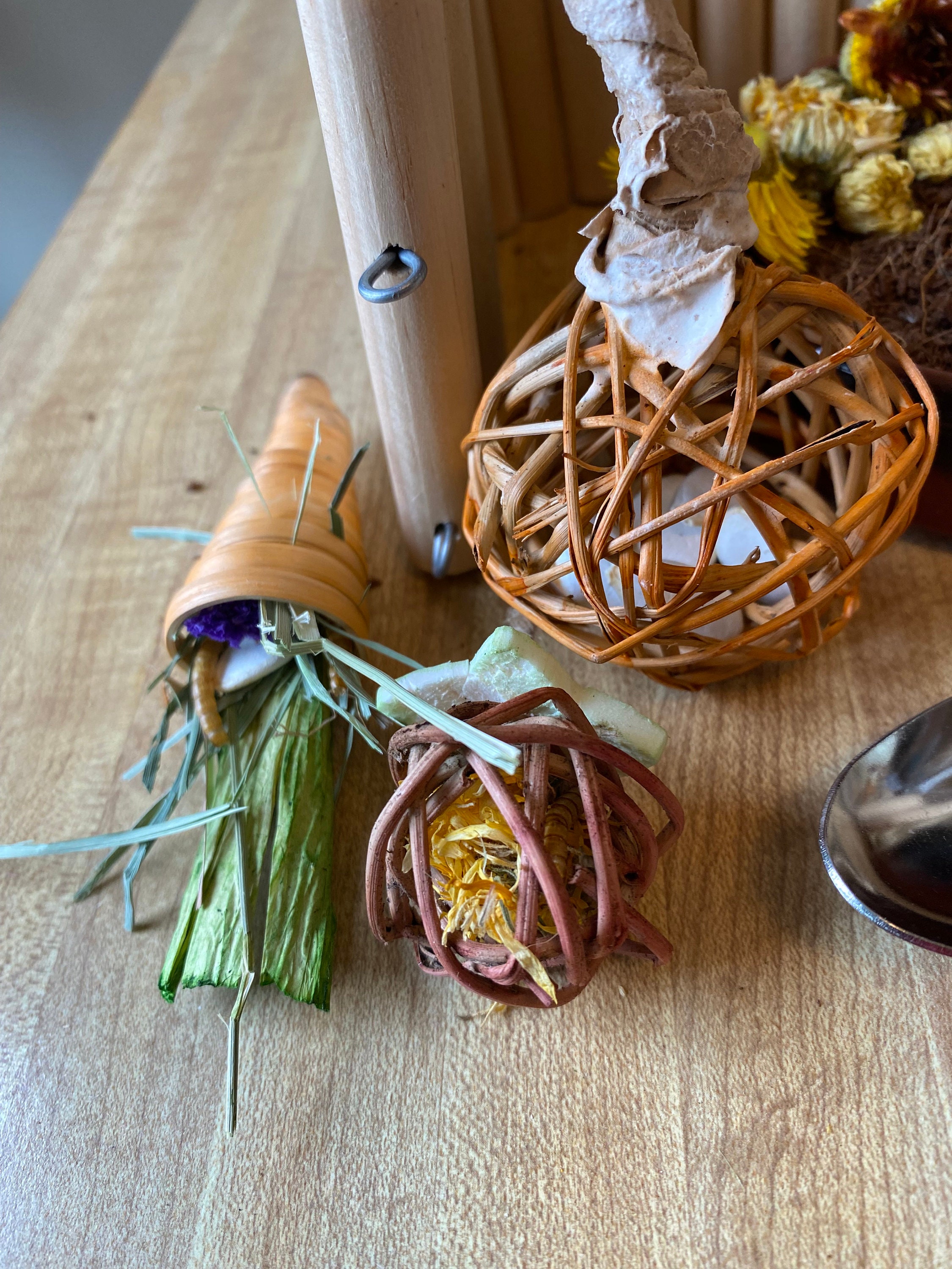 Hamster Activity Box Spring Garden Forage Chew Dig Enrichment Toys ...