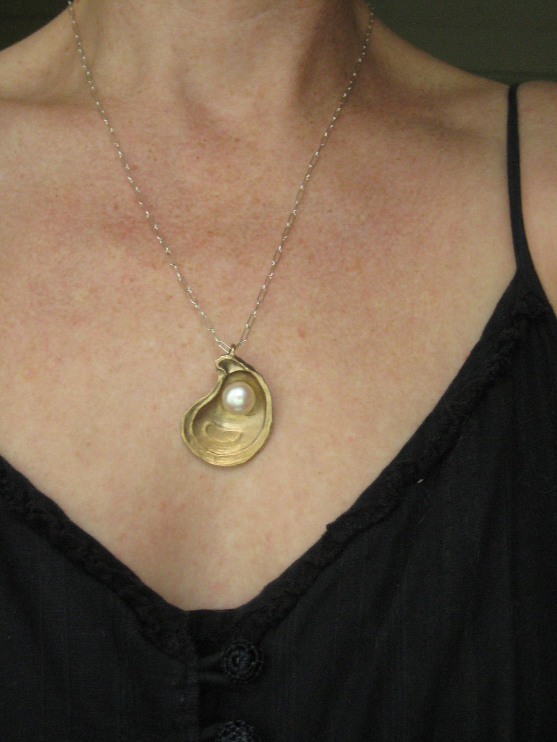 Oyster Pearl Necklace in Bronze - Etsy