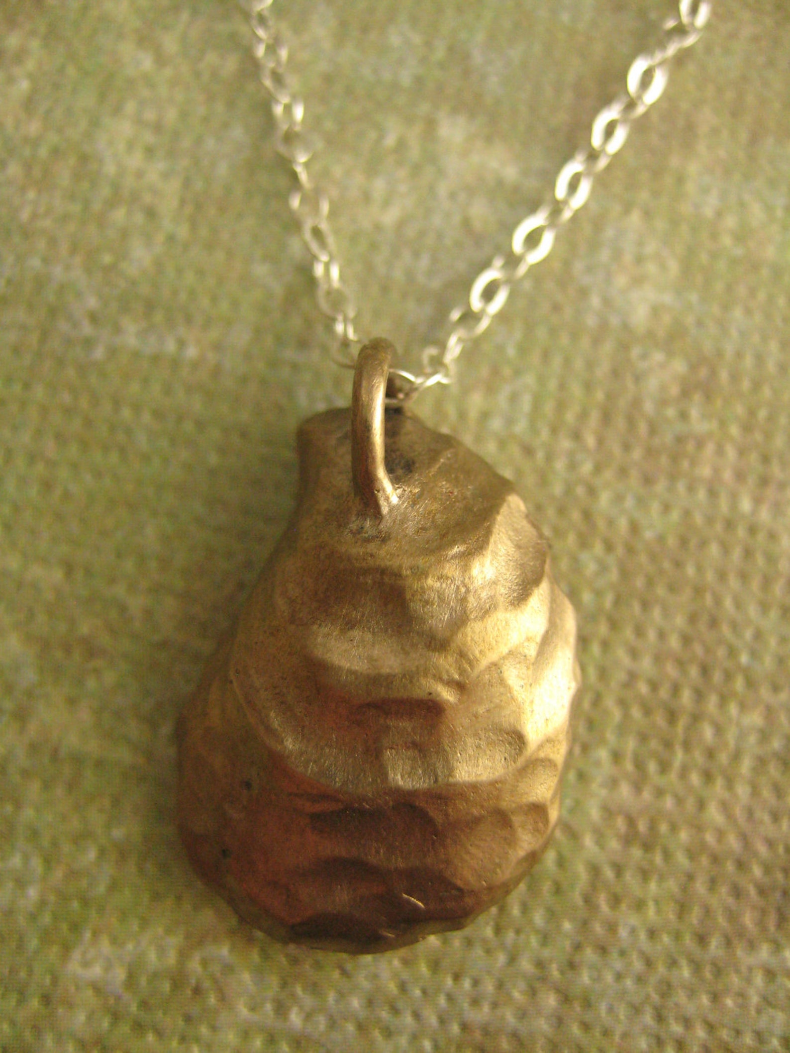 Oyster Pearl Necklace in Bronze - Etsy