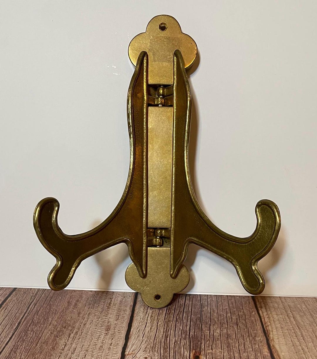 Vintage Brass Wall Easel Brass Wall Mount Plate Holder Open Plate Wall ...