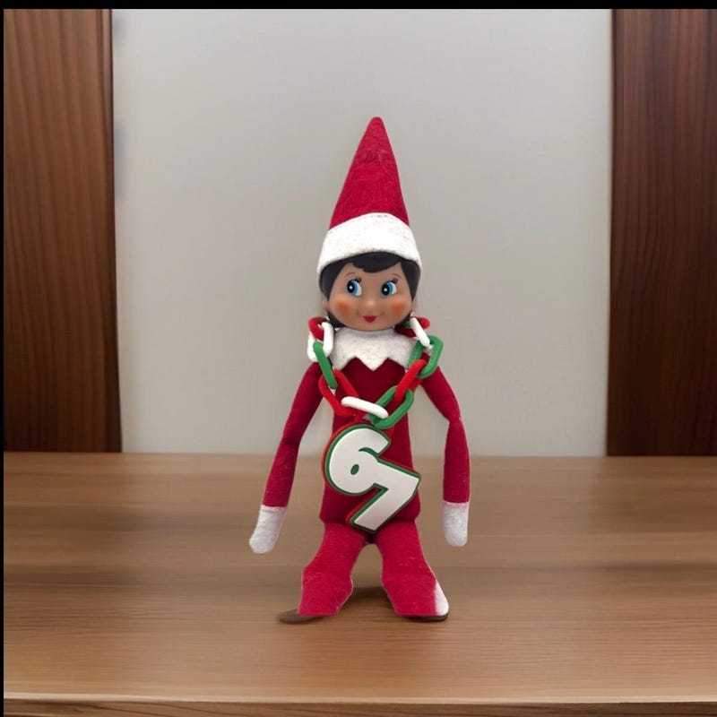 67 Elf on the Shelf Chain - Etsy