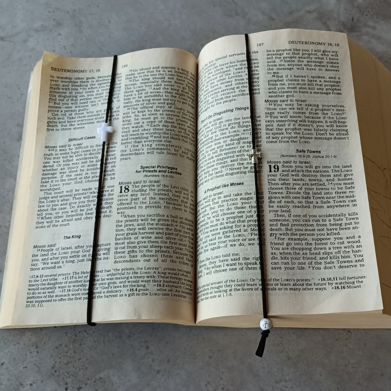 Elastic Bookmark - Etsy