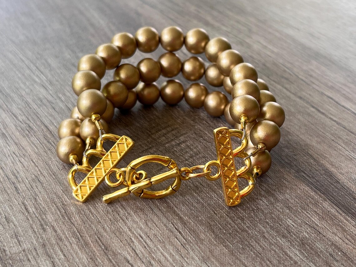 Gold Matte Beaded Stretch Bracelet, Chunky Bead Bracelet - Alana - Etsy